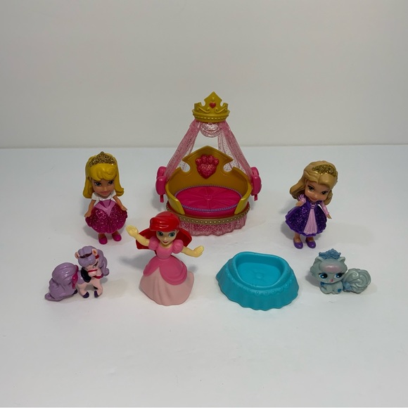 Disney | Toys | Mixed Lot Of 7 Disney Princess Minis Palace Pets ...